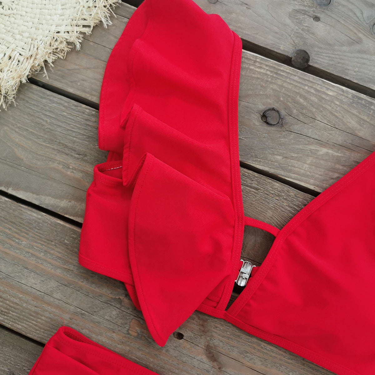 Bruna cut out red – bknswimwear